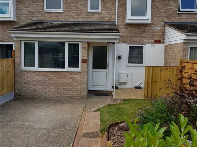Rushmead Close, Canterbury CT2, 4 bed semi detached house to rent, £2,000 pcm | PrimeLocation