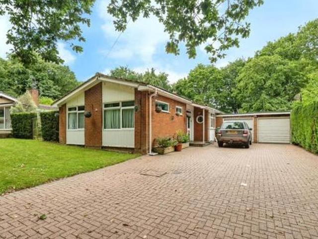 Rushmeadow Road, Scarning, 3 Bedroom Detached
