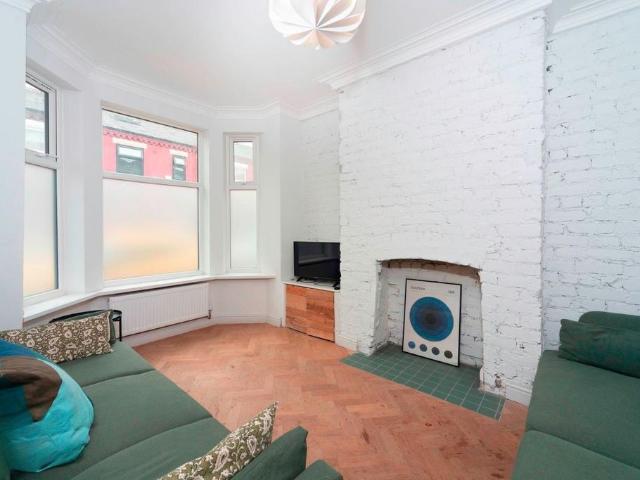 Ruskin Avenue, Manchester 6 bed terraced house to rent £3,588 pcm £828 pw
