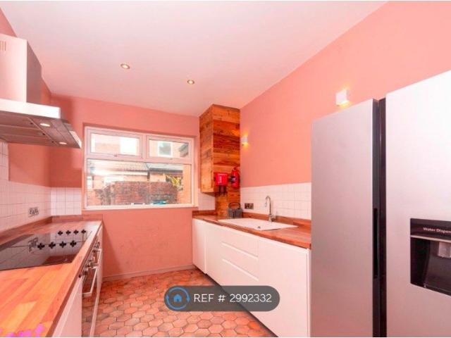 Ruskin Avenue, Manchester M14, Room to rent, £685 pcm | PrimeLocation