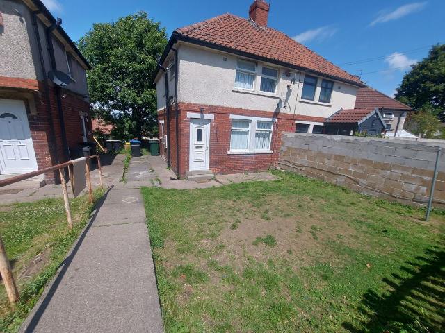 Ruskin Avenue, Bradford BD9, 3 bed semi detached house to rent, £895 pcm | PrimeLocation