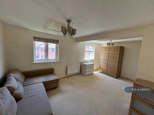 Ruskin Groove, Maidstone, ME15 4 bed terraced house to rent £2,250 pcm £519 pw