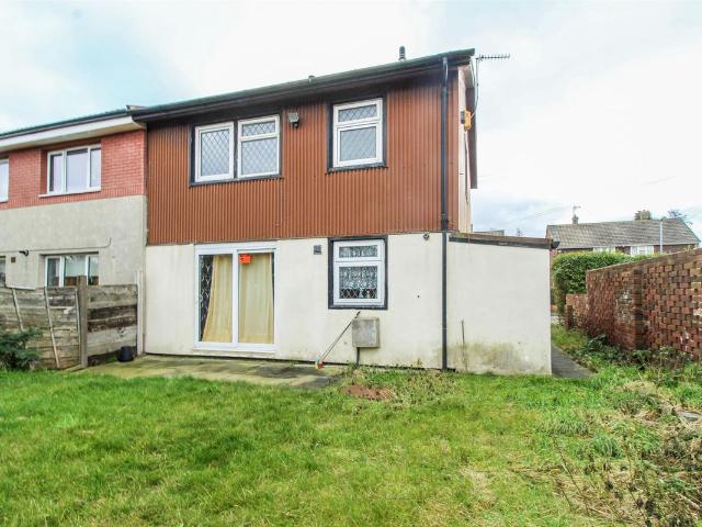 Ruskin Drive, Castleford WF10, 3 bed semi detached house to rent, £895 pcm | PrimeLocation