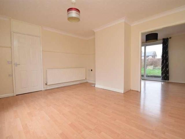 Ruskin Drive, Castleford, WF10