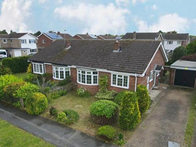 Ruskington, Moor Park, Sleaford, 2 Bedroom Bungalow