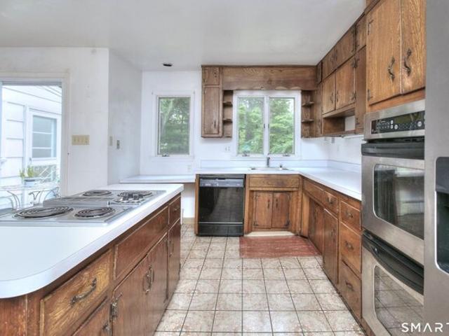 Russ Rd, Trumbull, Home For Sale