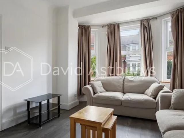 Russell Avenue, London, N22 6SE, United Kingdom | 3 bed townhouse for rent #131102789 | Rentberry