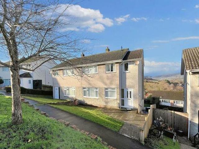Russell Close, Bassaleg, 4 Bedroom Semi detached