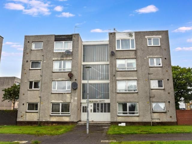 Russell Drive, Ayr, South Ayrshire KA8, 2 bed flat to rent, £575 pcm | PrimeLocation