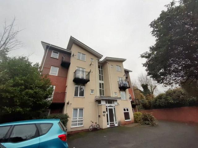 Russell House, Sandy Lane, Radford CV1, 2 bed flat to rent, £875 pcm | PrimeLocation