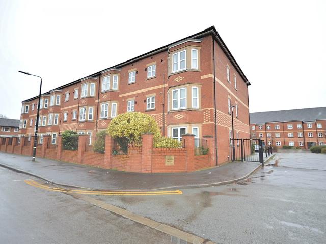 Russell Place, Sale, 3 bedroom, Apartment