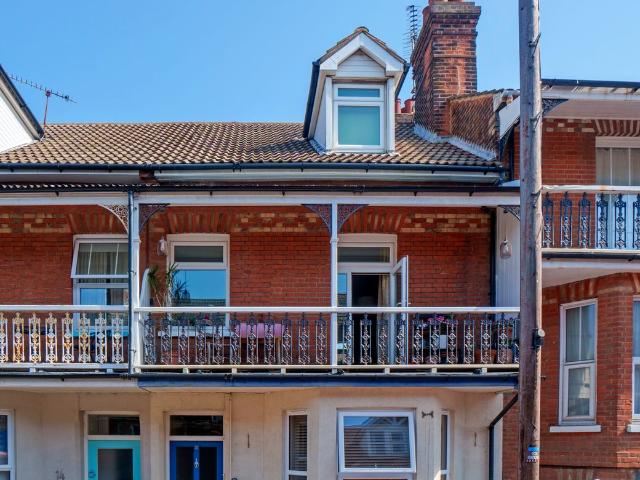 Russell Road, Felixstowe, Suffolk IP11, 3 bed maisonette to rent, £1,450 pcm | PrimeLocation