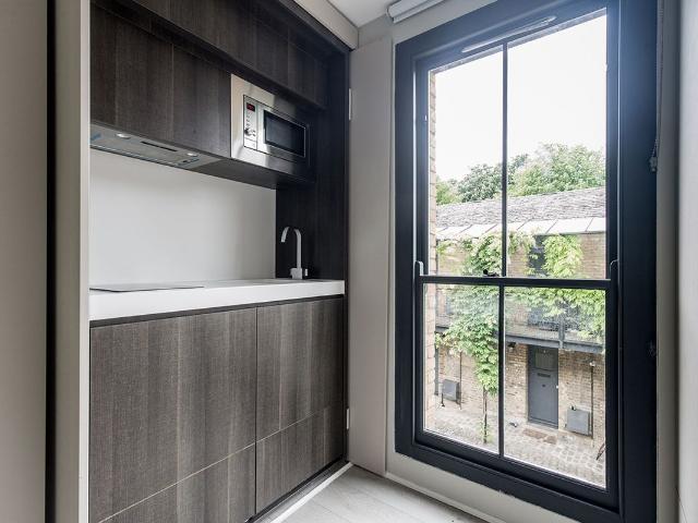 Russell Road, London N13, Studio to rent, £1,355 pcm | PrimeLocation