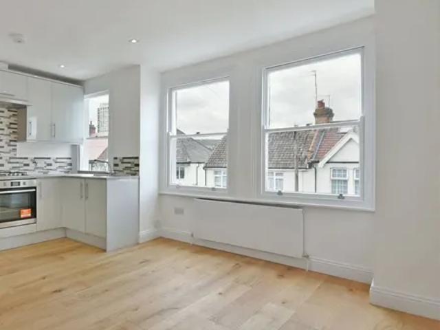 Russell Road, London, NW9 6AB, United Kingdom | 2 bed apartment for rent #166630844 | Rentberry