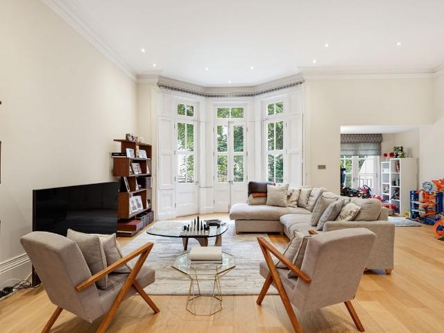 Russell Road, London W14, 6 bed terraced house to rent, £17,333 pcm | PrimeLocation