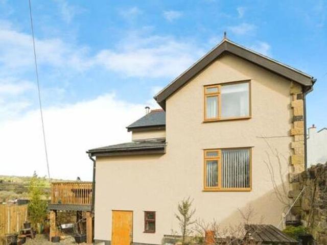 Russell Street, Cefn Mawr, 3 Bedroom Detached