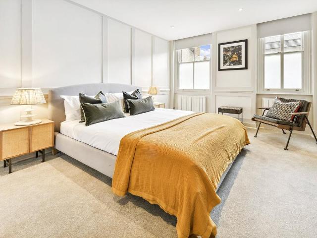 Russell Street, Covent Garden, WC2B 1 bed apartment to rent £3,683 pcm £850 pw