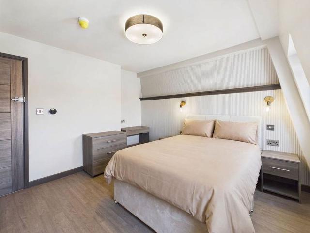 Russell Street, Gloucester GL1, 1 bed property to rent, £850 pcm | PrimeLocation
