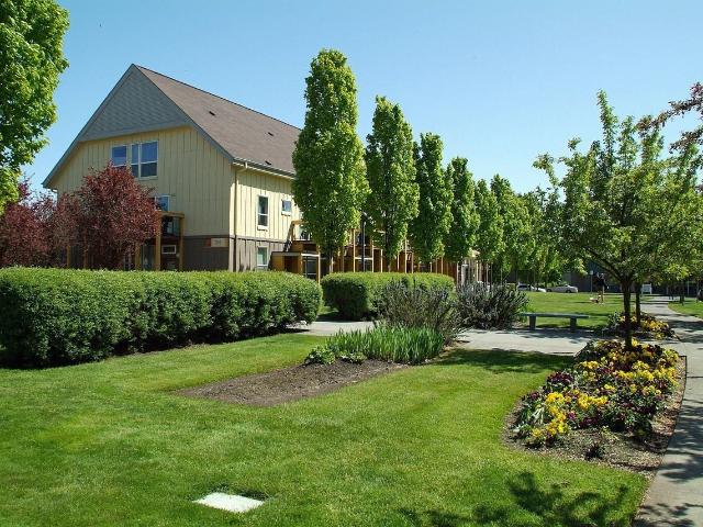 Russellville Commons Apartments 1 Bedroom Apartment for Rent at 10320 Se Pine St, Portland, OR 97216 Hazelwood