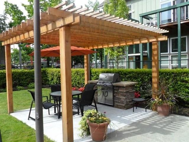 Russellville Commons Apartments 1 Bedroom Apartment for Rent at 10320 Se Pine St, Portland, OR 97216 Hazelwood