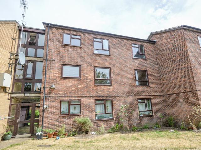 Russet Grove, Norwich, Norfolk NR4, 2 bed flat to rent, £1,200 pcm | PrimeLocation