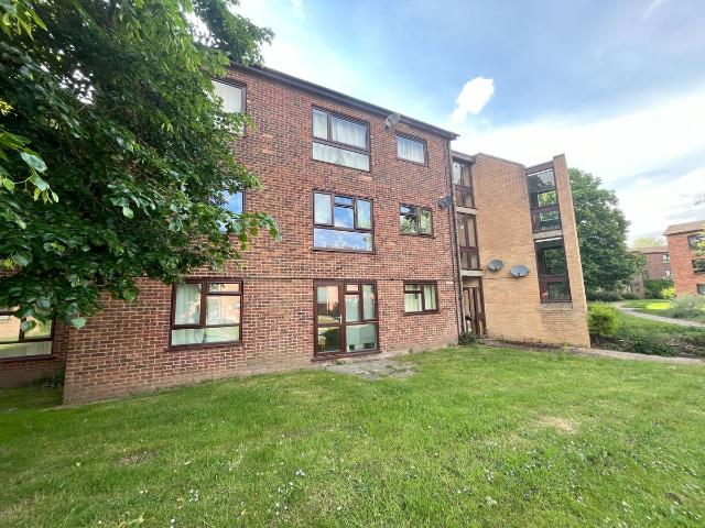 Russet Grove, Norwich NR4, 2 bed flat to rent, £1,150 pcm | PrimeLocation