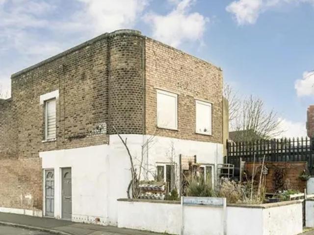 Rutt's Terrace, London, SE14 5NB, United Kingdom | 2 bed duplex for rent #138852676 | Rentberry