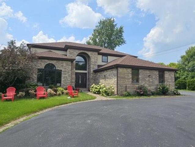 Rutgers Ct, Hawthorn Woods, Home For Sale