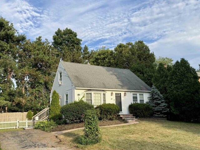 Ruth Ln, Hampton, Home For Sale