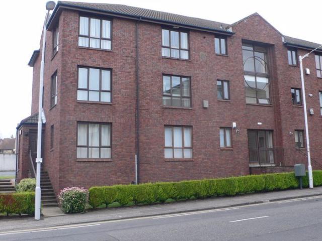 Rutherford Court, Kirkcaldy KY1, 3 bed flat to rent, £850 pcm | PrimeLocation