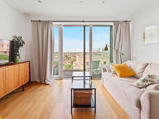 Rutherford Heights, Elephant And Castle SE17, 1 bed flat to rent, £2,492 pcm | PrimeLocation