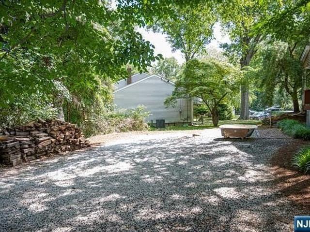 Rutherford Pl, Montvale, Home For Sale