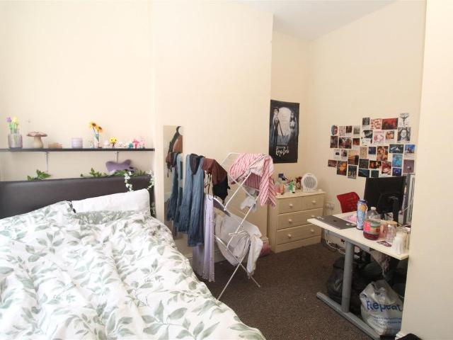 Ruthin Gardens, Cathays, Cardiff CF24, Room to rent, £590 pcm | PrimeLocation