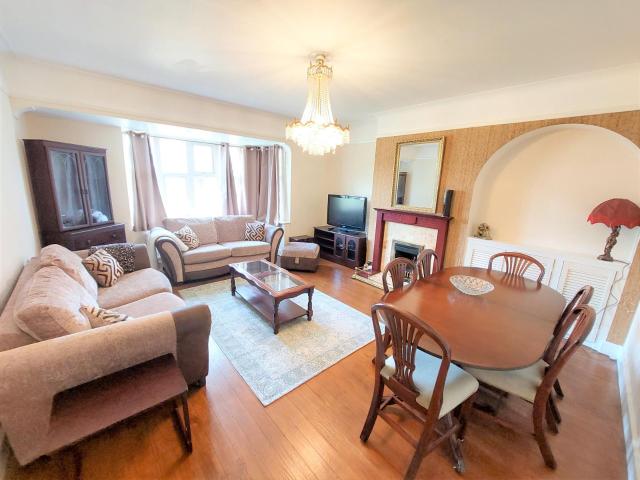 Rutland Court Flat 31 Flat 31 Queens Drive London 2665213