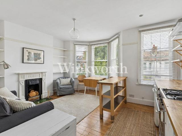 Rutland Gardens, London N4, 2 bed flat to rent, £1,700 pcm | PrimeLocation