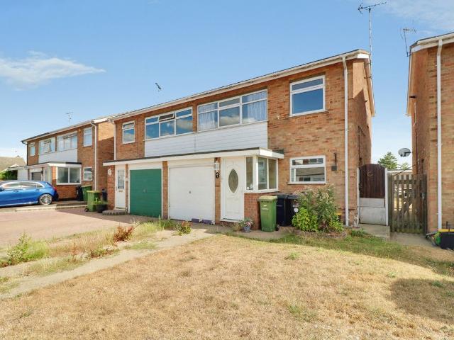 Rutland Gardens, Rochford SS4, 3 bed semi detached house to rent, £1,750 pcm | PrimeLocation