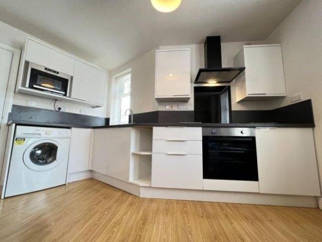 Rutland Road 4 bed house share to rent £1,820 pcm £420 pw
