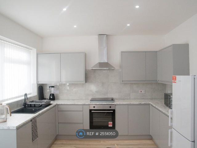Rutland St, Manchester M35, 2 bed terraced house to rent, £1,300 pcm | PrimeLocation
