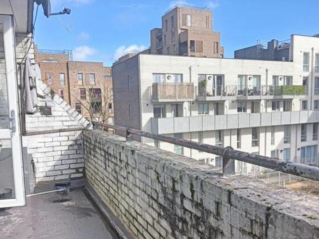 Rutley Close, Kennington, 2 Bedroom Flat