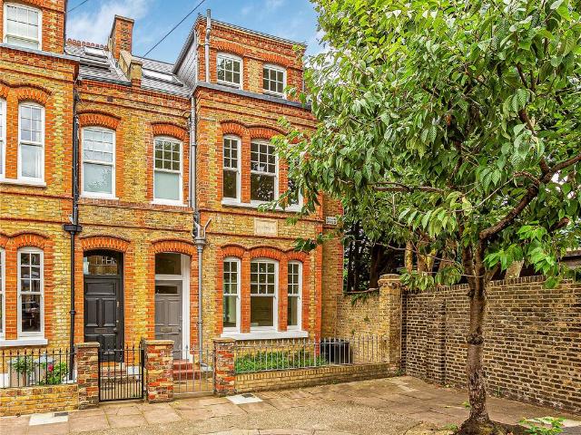 Ruvigny Gardens, Putney, London, SW15 4 bed end of terrace house to rent £13,000 pcm £3,000 pw