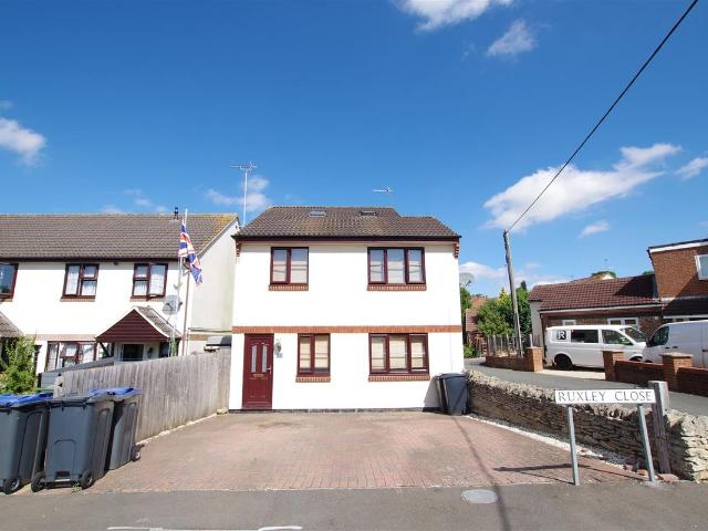 Ruxley Close, Royal Wootton Bassett SN4, 2 bed maisonette to rent, £1,050 pcm | PrimeLocation