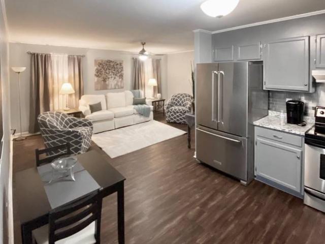 RV 1 1 Bedroom Apartment for Rent at 4456 Ridgevalley Dr, Charlotte, NC 28208 Westchester