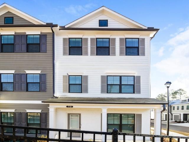Ryman at Farmers Crossing Townhomes for Rent 3 Bedroom Home for Rent at 540 Elliston Place, Ball Ground, GA 30107