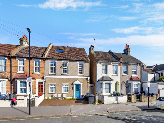 Rymer Road, Croydon CR0, 1 bed flat to rent, £1,300 pcm | PrimeLocation