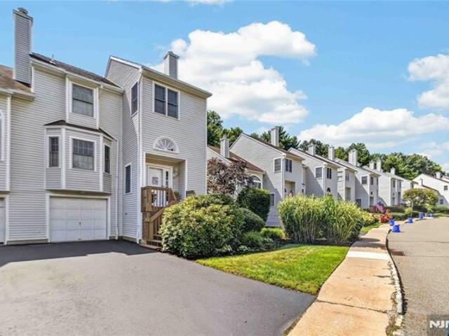Ryan Ln, Lincoln Park, Home For Sale