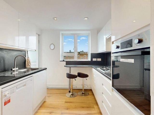 Rydal Water, Hampstead Road, London NW1, 3 bed flat to rent, £3,450 pcm | PrimeLocation