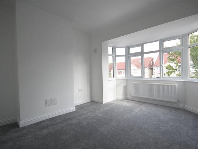 Rydal Crescent, Perivale, Greenford, UB6 8EQ
