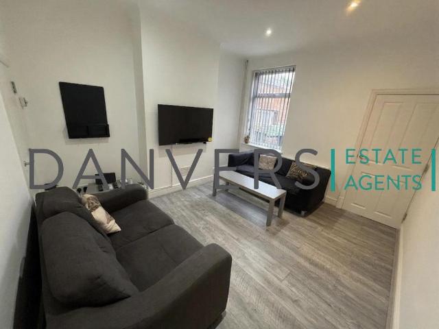 Rydal Street, Leicester LE2 4 bed terraced house to rent £1,647 pcm £380 pw
