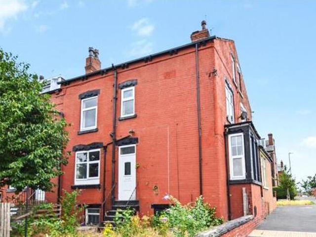 Rydall Place, Leeds, 4 Bedroom Town