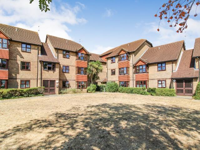 Ryde Court, Aldershot, Aldershot, Hampshire GU12, 1 bed flat to rent, £1,050 pcm | PrimeLocation